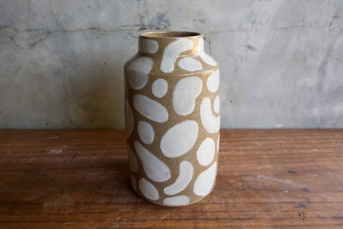 Amoeba Vase – Maddie Deere Ceramics